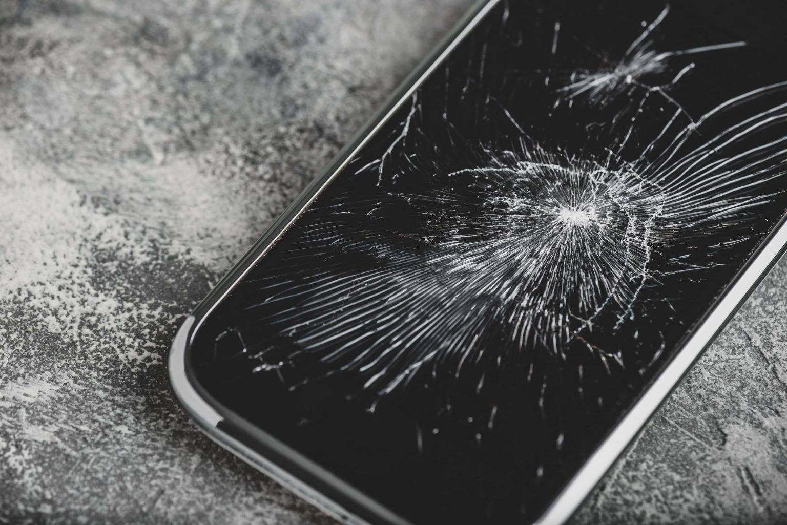 Récupérer des photos sur un iPhone cassé : toutes les solutions (avec ...